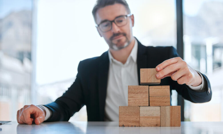 Les 10 compétences essentielles pour réussir en tant que dirigeant